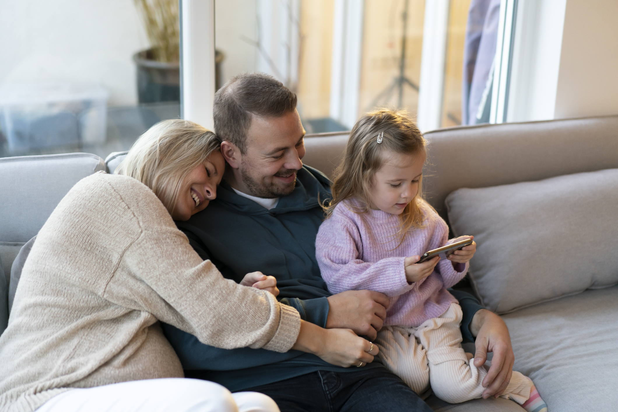 Mali rječnik generacije Alfa: Znaš li što znače izrazi "rizz", "sus" i ...